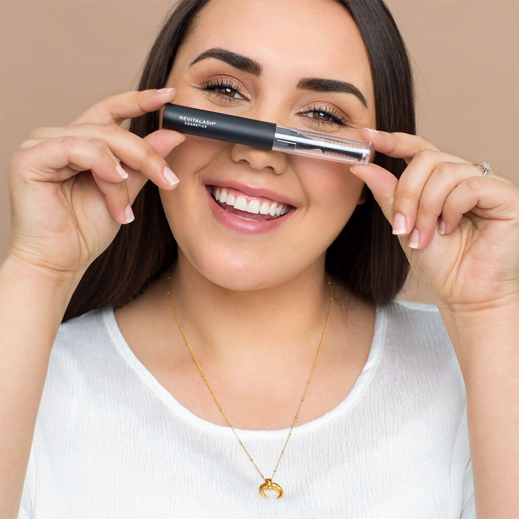 How to Create the Perfect Brow – RevitaLash New Zealand